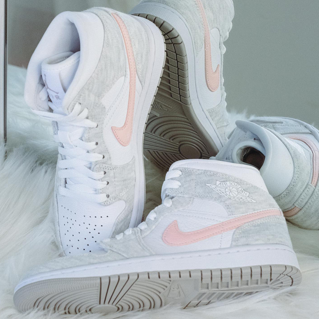 javisneaker.com :: Wmns Air Jordan 1 Mid SE 'Light Iron Ore' DN4045-001